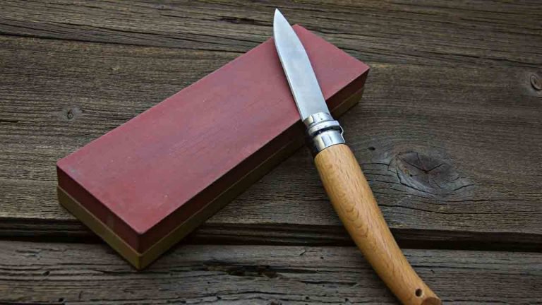 How to Use a Whetstone: The Ultimate Guide